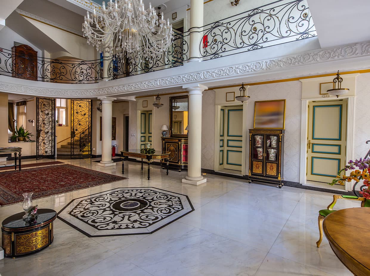 ¡Vive una vida de rico con Dinero de X Vida y pásala bien rico!